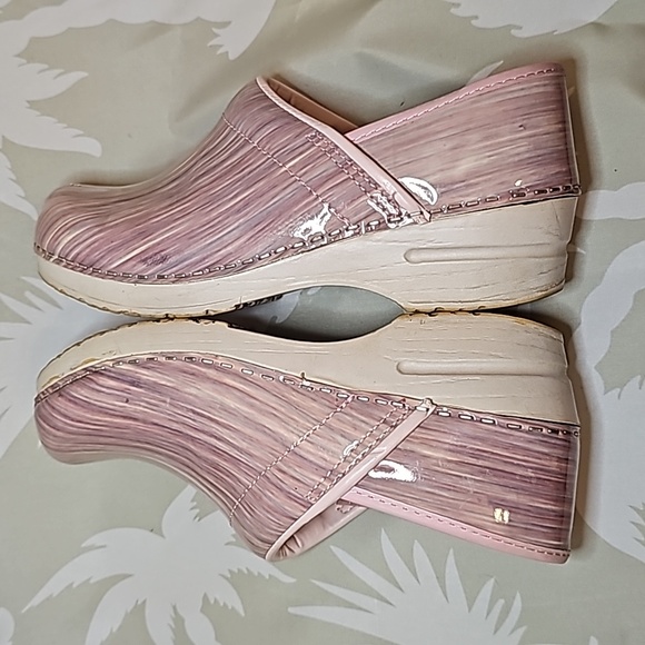 Dansko | Shoes | Dansko Glossy Pink Stripe Professional Clogs Shoes ...